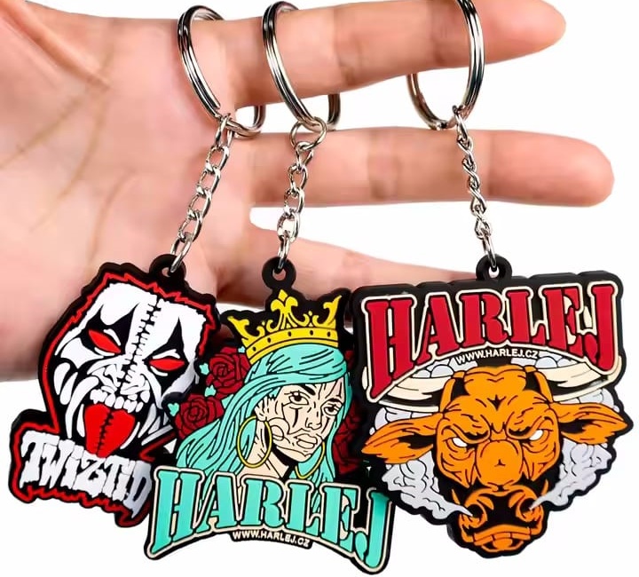 Customized Drip Glue Keychain - badge factory